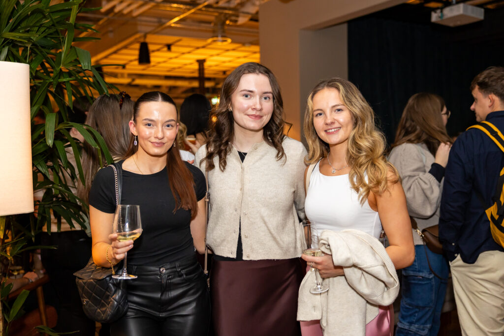 Hen Party Activities Canary Wharf - Pitch Golf